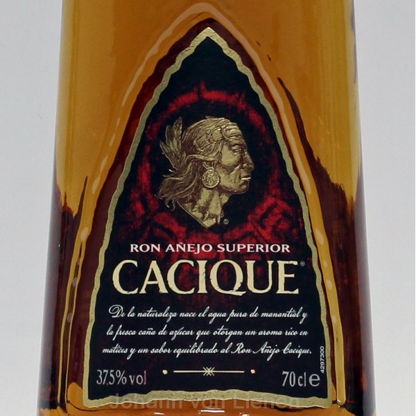 Cacique Ron Anejo Superior